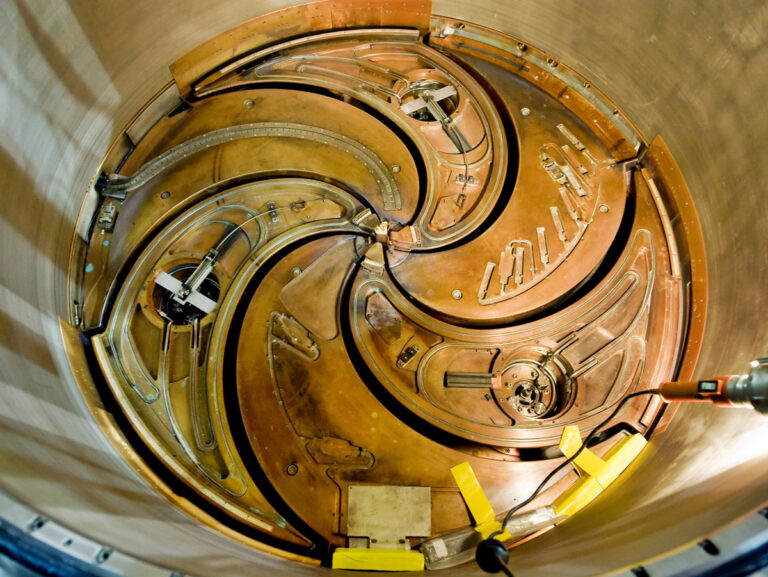 Acceleratori di particelle - Istituto Nazionale di Fisica Nucleare