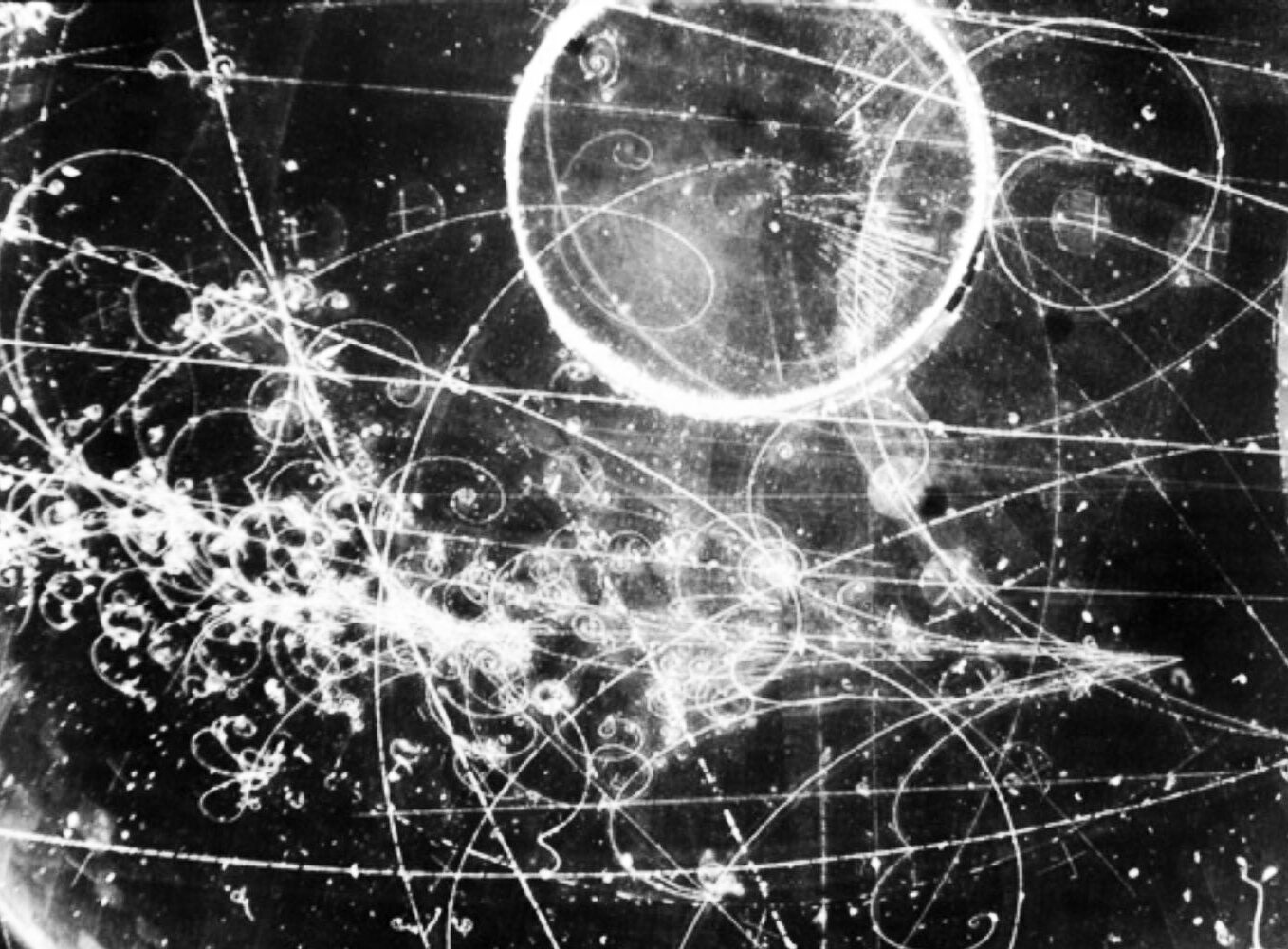 Neutrinos - Istituto Nazionale di Fisica Nucleare